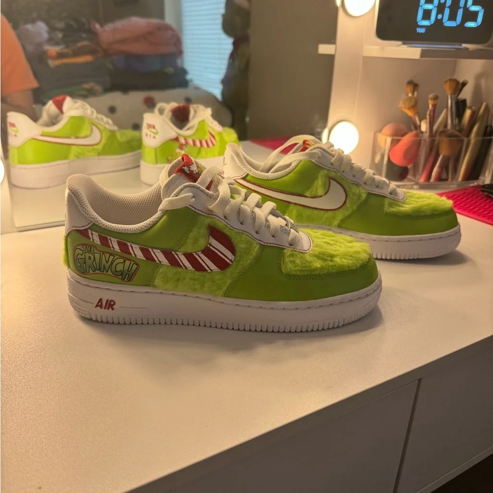 Nike Air Force Costume
